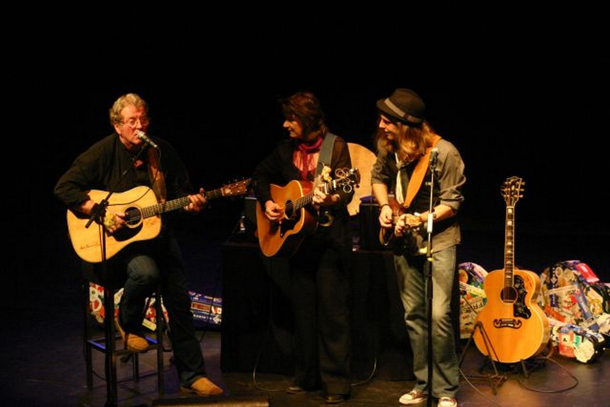 HAPPY 82nd BIRTHDAY TO CHRIS SIMPSON – JULY 13, 2024 – Magna Carta